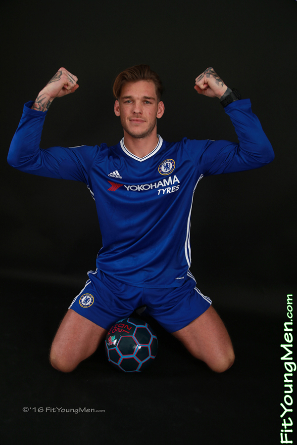 Fit Young Men: Model Henry Bailey - Footballer - Tall and Muscular ...