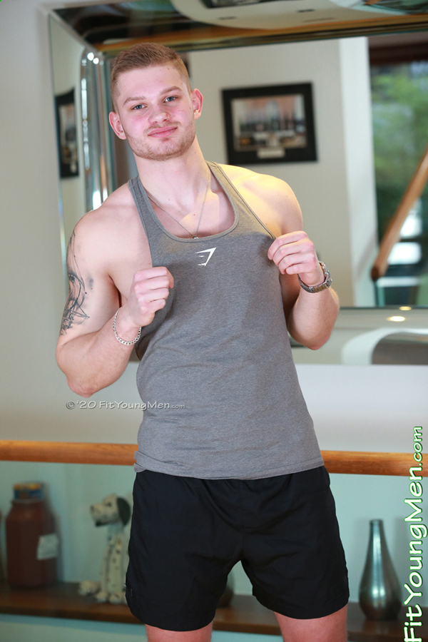 Fit Young Men: Model Kris Lomas - Personal Trainer - Super Athletic ...